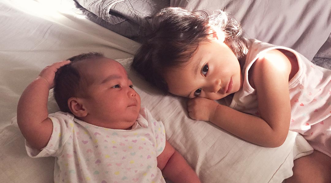 How to Handle Two Kids Under Two Like a Pro Mom Guide