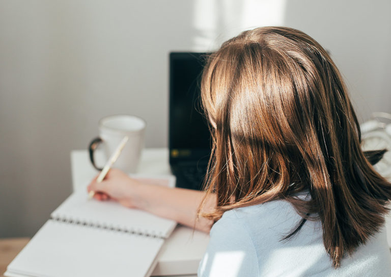 Traditional vs. Progressive Schools: Which is Best for Your Child ...