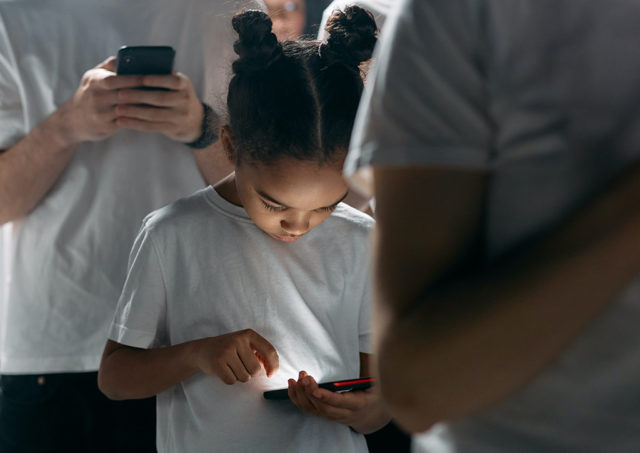 Types of Netizens That Kids or Teens Meet On Social Media