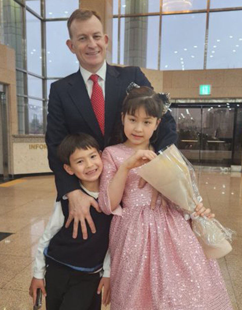 ‘BBC Dad’ Robert E. Kelly Shares Update of His Grown-Up Kids