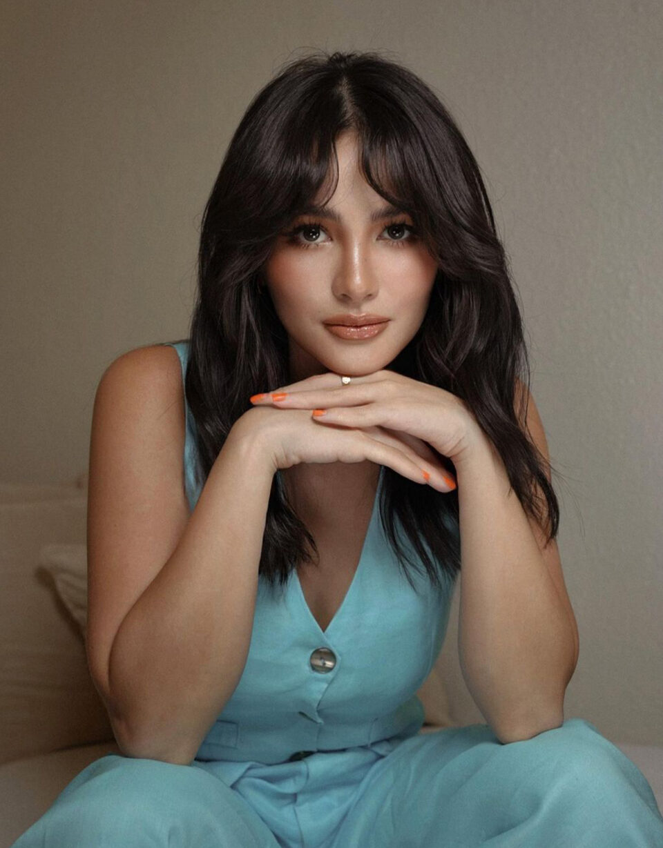 4 Celebrities Who Grew Up Being an Only Child