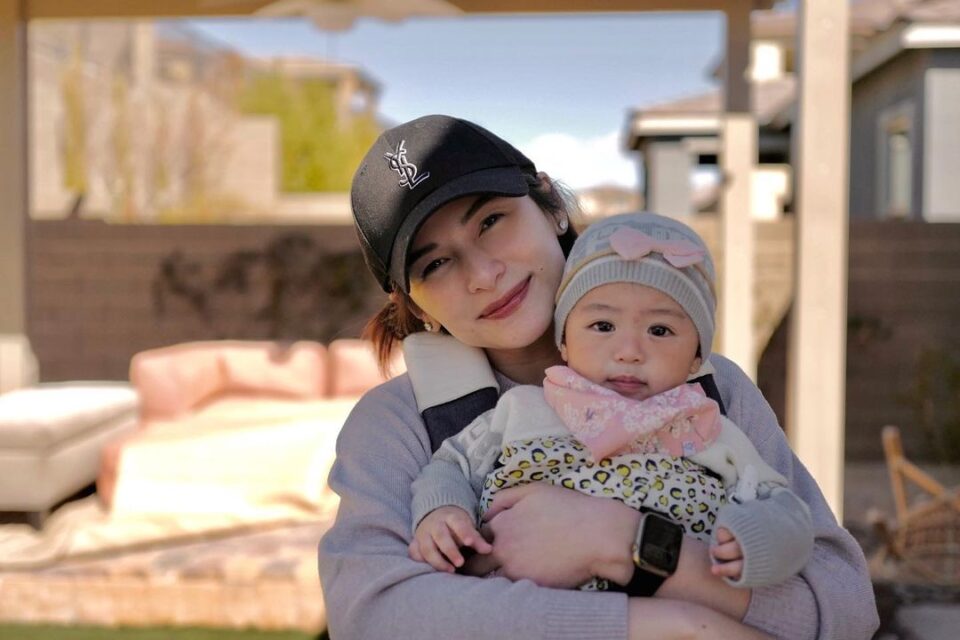 20 Celebrity Girl Moms We All Love to Follow