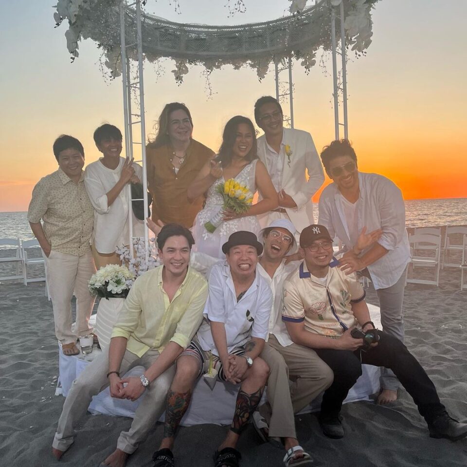 Cathy Garcia Molina's Beach Wedding Stuns And Makes Waves!