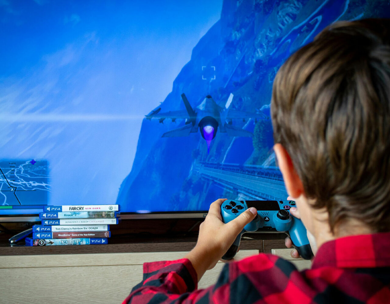 4 Ways Parents Can Break Video Game Addiction in Their Kids