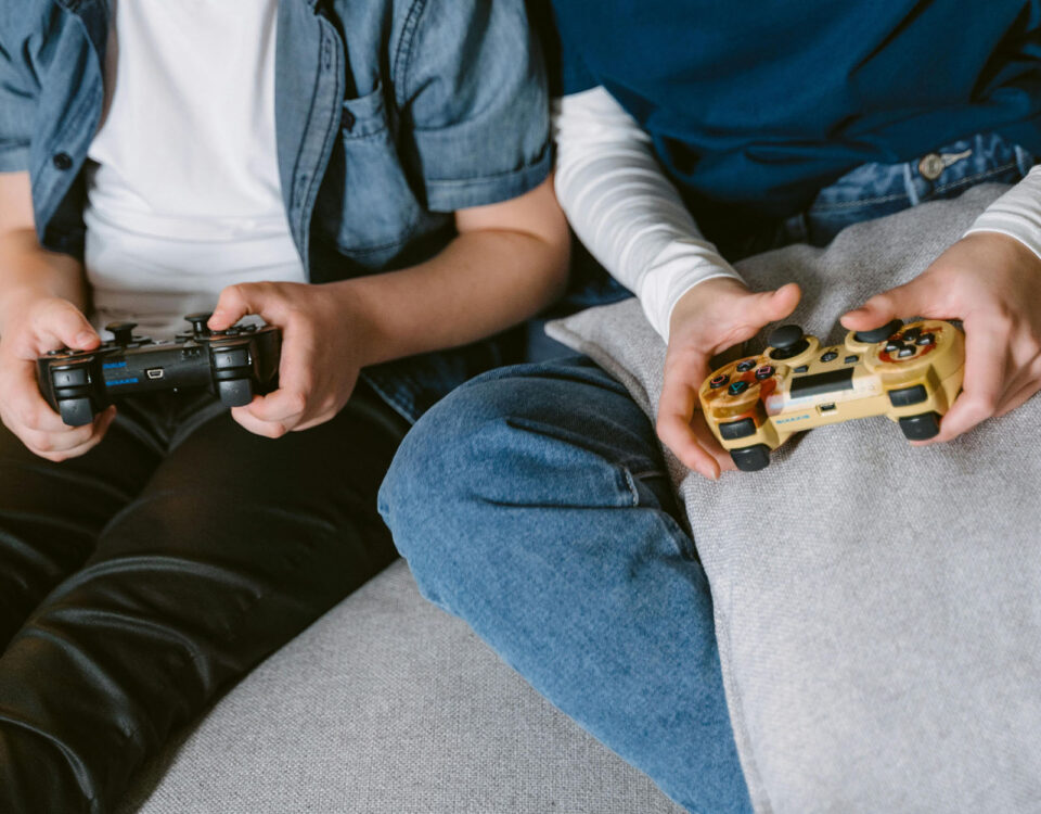 4 Ways Parents Can Break Video Game Addiction in Their Kids
