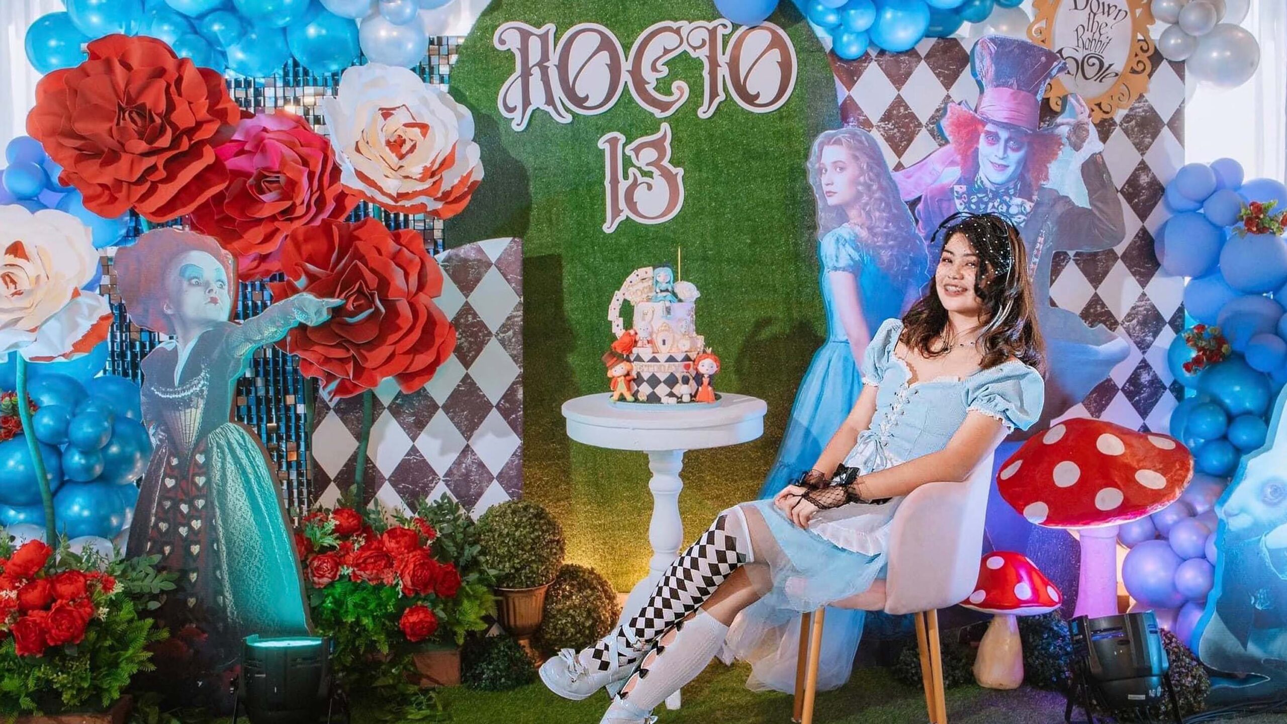 How to Plan a Party for Your Teen: Alice In Wonderland Edition