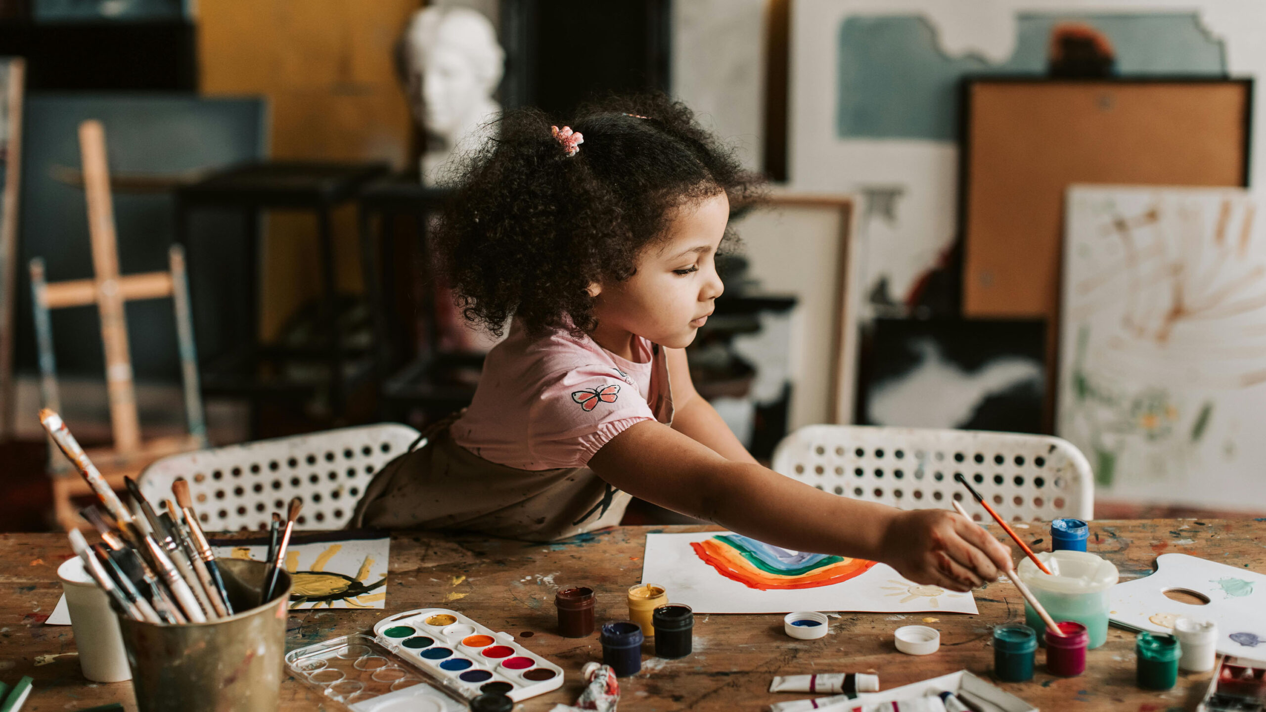 Encouraging Creative Thinking in Kids in Philippine Families