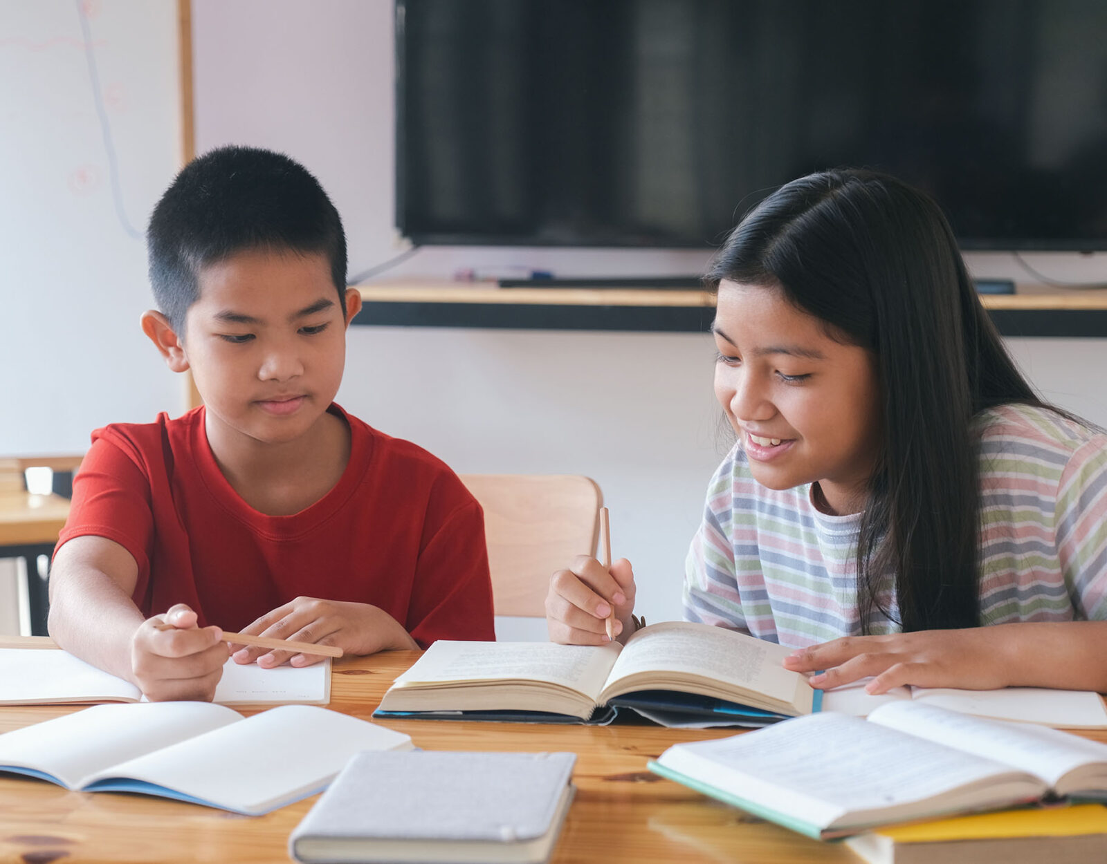 Polylingual: Encouraging Kids to Learn Different Languages