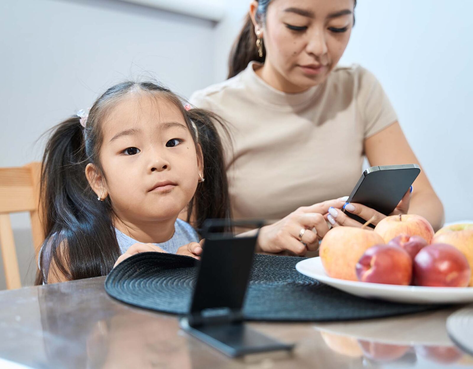 Screen Addiction Plan: How To Wean Kids Off The Screen