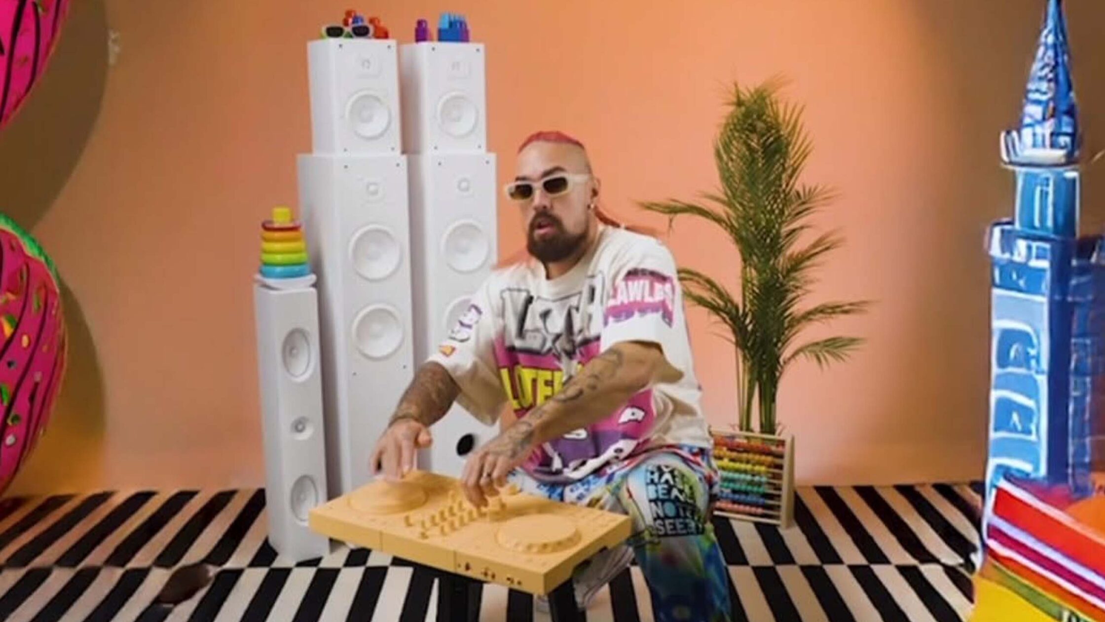 Lenny Pearce's Toddler Techno Is A Vibe For Kids & Parents!